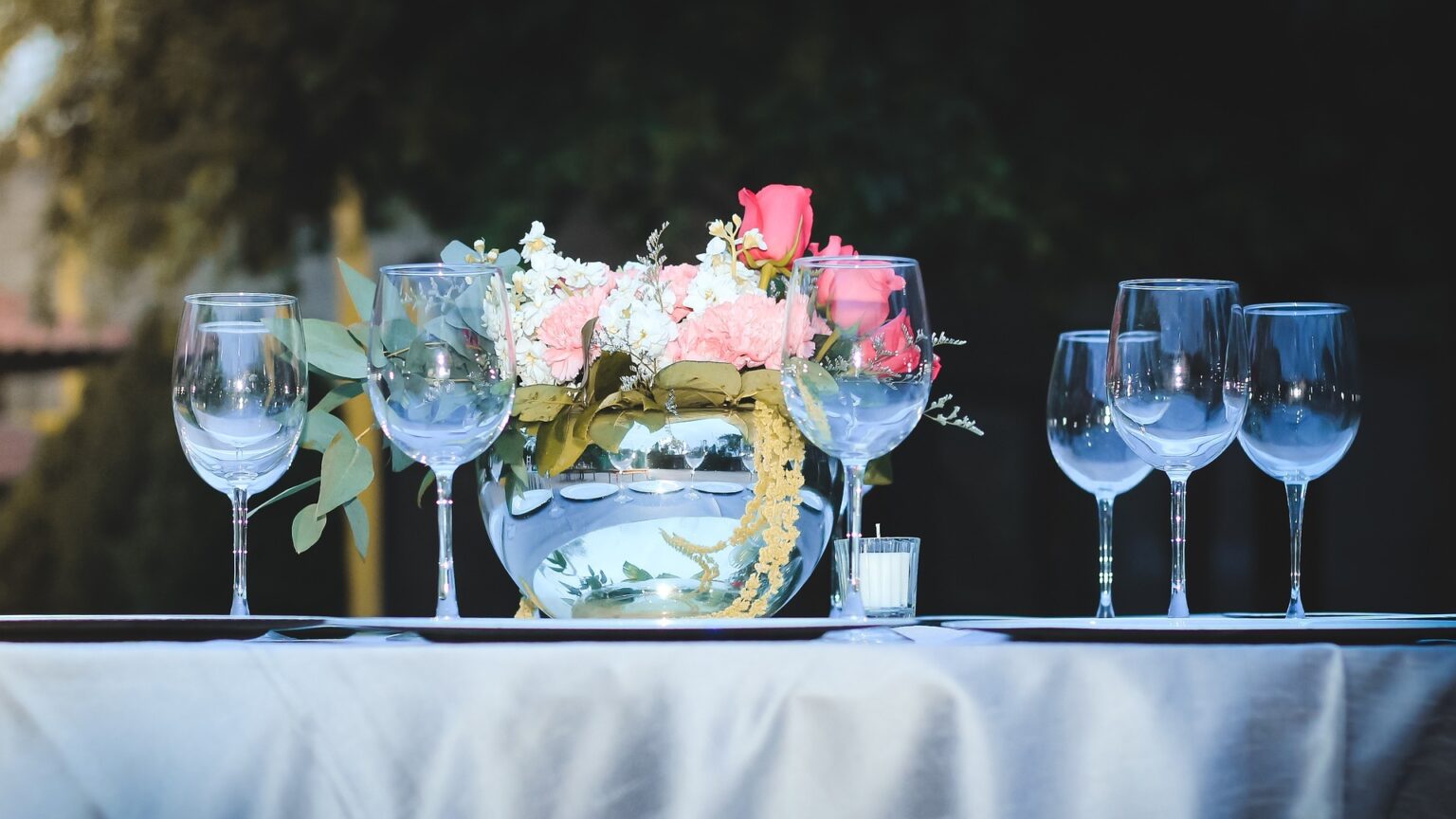 Eight alternatives to white backgrounds for object photography ...